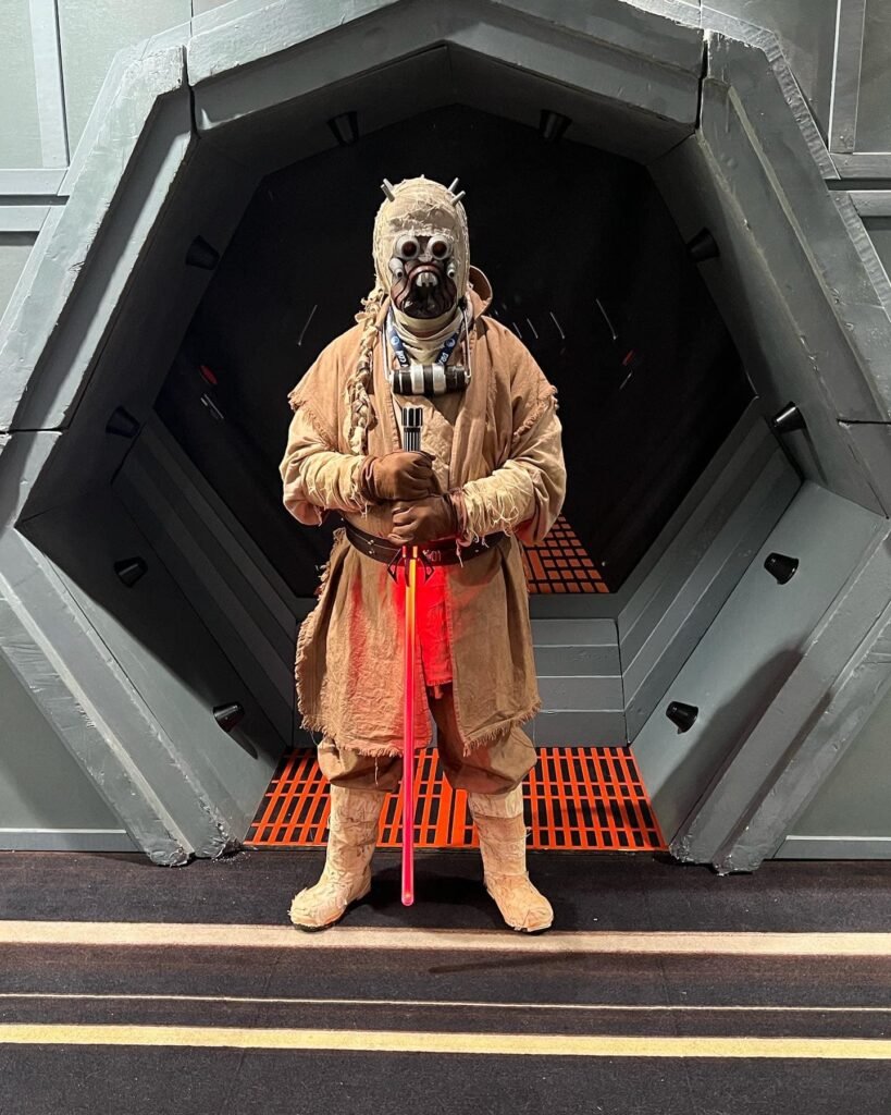 [Cosplay Photos] Cosplayers Seen at Dragon Con 2022 – PopCultHQ