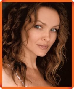 C2E2 2025 Celebrity Guest List **Updated 3/21/25** – PopCultHQ